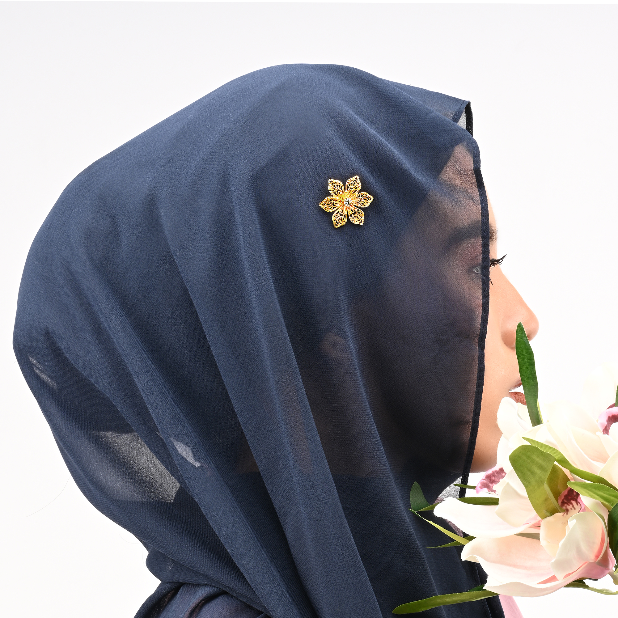 Zhulian Malaysia. Filigree Jasmine Flower Brooch Gold Plated